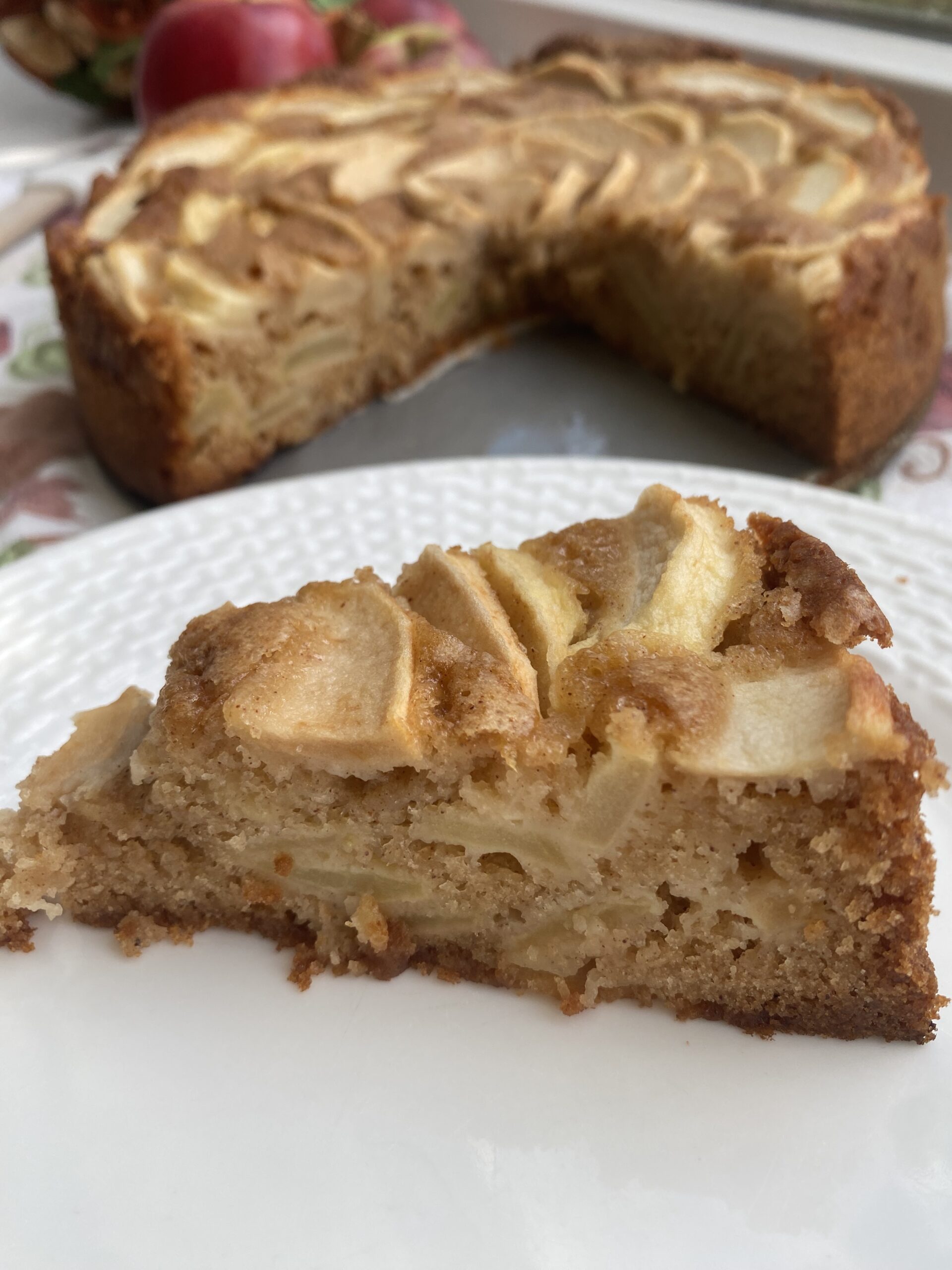 Torta di Mele (Apple Cake) - Frannie Loves Food