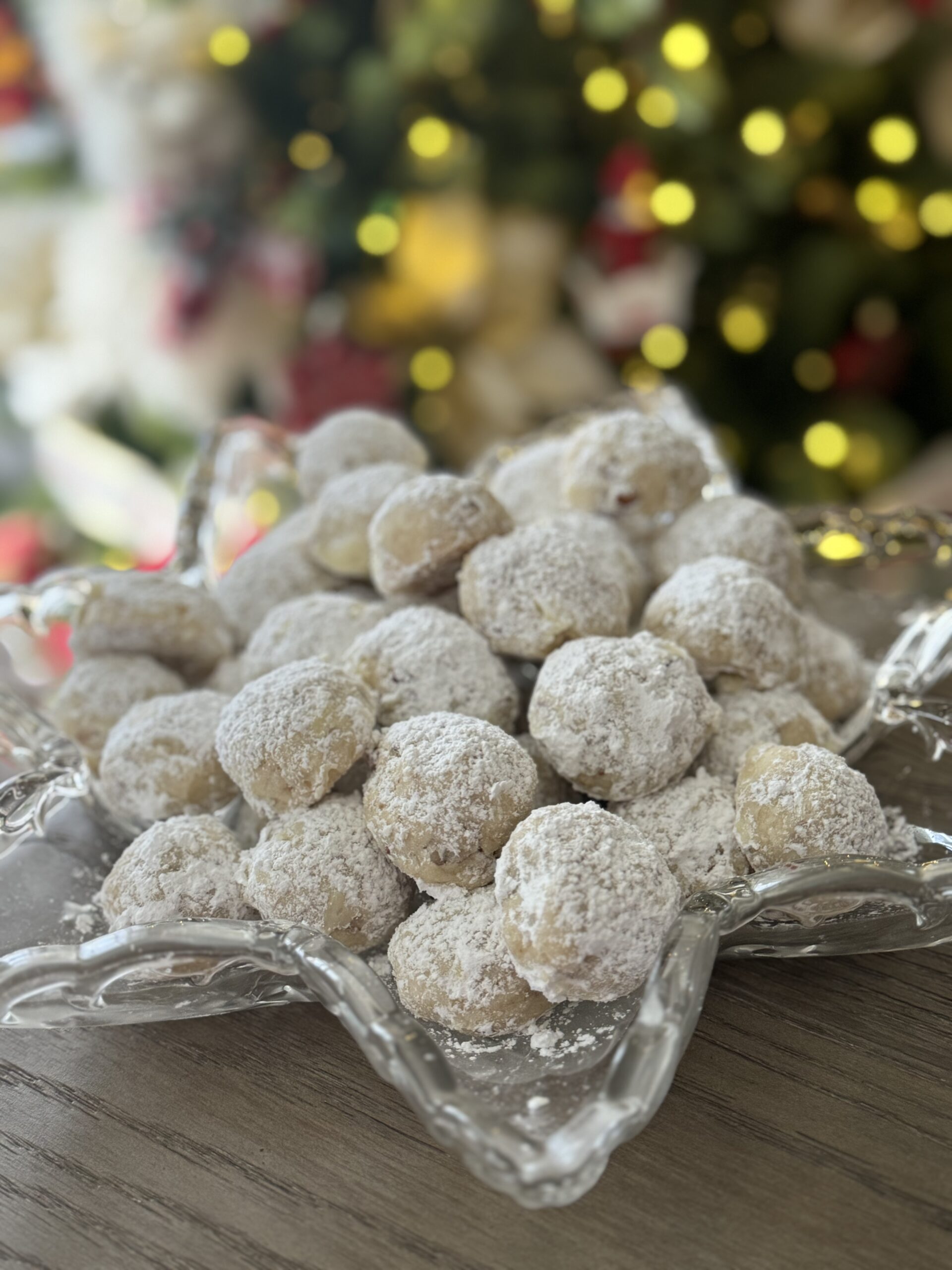 Pecan Snowball Cookies - Frannie Loves Food